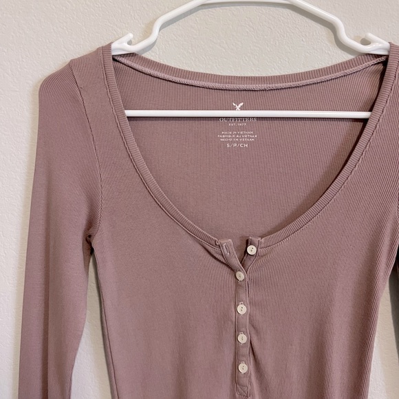American Eagle Outfitters | Tops | Rose Colored American Eagle Buttonup ...